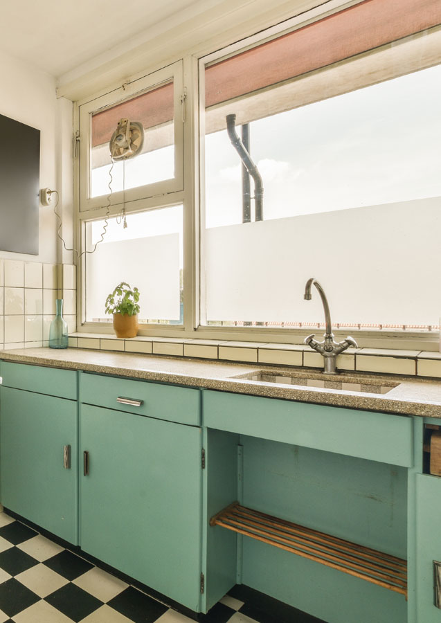 Robin Fly – Luxury Bathware